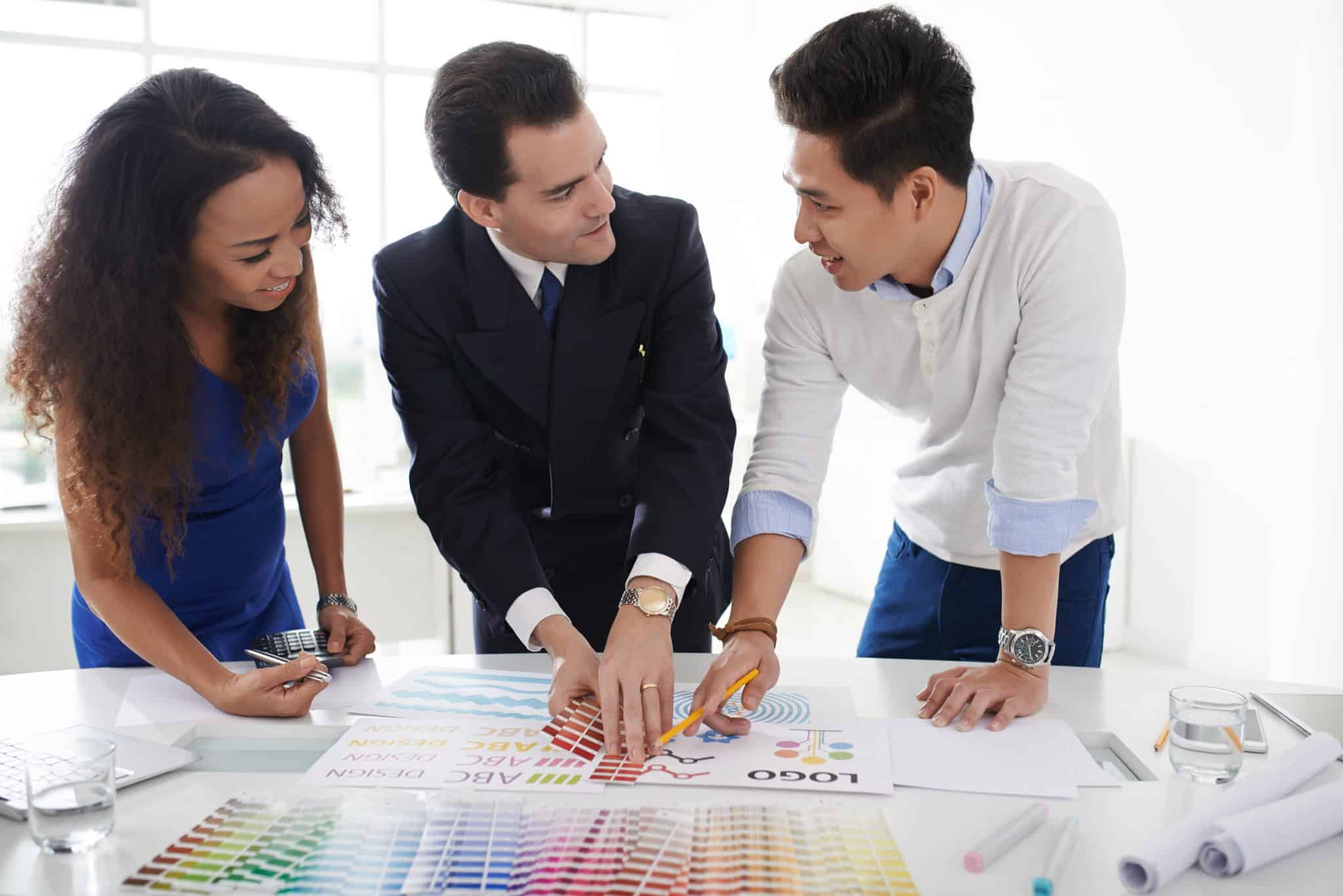 Conseils essentiels pour créer un logo percutant